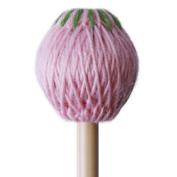 MAEDA Percussionが企画・制作するマレット製品です。毛糸巻マリンバマレットのベーシックモデルは、幅広い音域をカバーするオールマイティな仕様。打楽器アンサンブルでも、マレットアンサンブルでも、様々なシーンでお使いいただけます。硬...