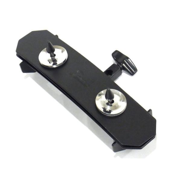 ジングル付の新しいクラッシャーで、ハードなエフェクトサウンドは強烈。パーカッシヴなサウンドはもちろん、ドラムプレイ中で、スプラッシュやチャイナスプラッシュ等の代わりとして、エフェクト効果をさすのにも最適。