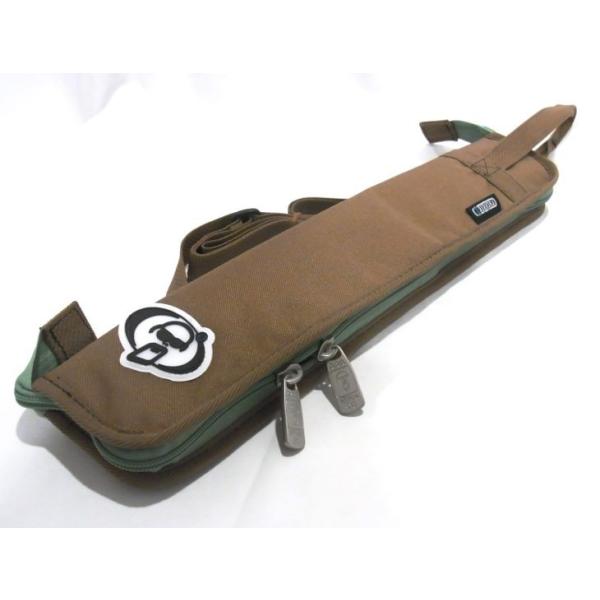 Protection Racket 3Per Stick Bagコンパクトサイズのスティックケースの問題点を全解決！3ペアしか入らないという制限を見事に長所に変えたデザインは完璧としか言いようがありません。ストラップ付きでコンパクトでおしゃ...