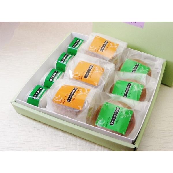 ●石臼挽き宇治抹茶を贅沢に使用した人気の宇治抹茶どら焼き、抹茶大福、抹茶クッキーシュークリームのスイーツが楽しめるギフトセットです。■冷凍便配送商品