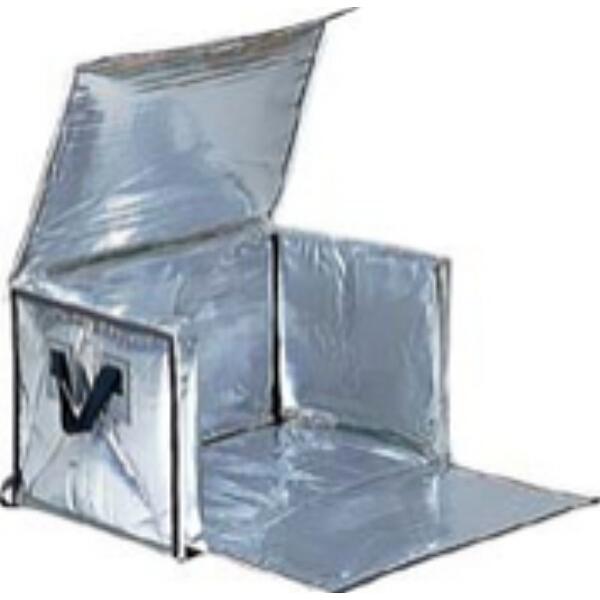 ●保冷輸送の必需品です●優れた遮光、断熱効果アルミニウム・補強材・発泡ポリエチレンを一体積層した原反を、さらに複合縫製して作られた商品ですアルミニウムにより太陽の光と熱を反射し発泡ポリエチレンとの複合方式により断熱性能を倍加していますまた独...