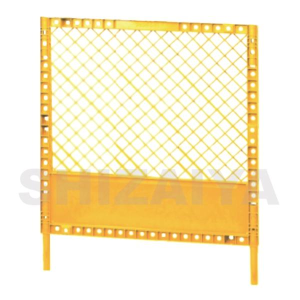 ●サイズ・材質/外寸：1、000×1、000×59mm　材質：PP●オプション：フェンスジョイントST-2、ウエイト　●送料無料出荷単位5　●メーカー：三甲　●メーカー品番：805972−01　●カラー：イエロー●1個単位の販売です。　送料...