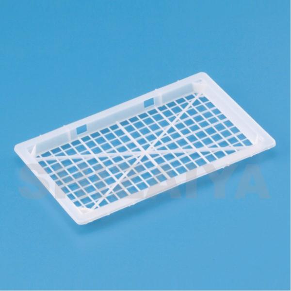 ●サイズ・容量・材質/外寸：197×116×15mm　内寸：180×100×10mm　有効内寸：176×95×10mm　内容量：0.17L　材質：PP●使用例：とり貝出荷用　●送料無料出荷単位800　●メーカー：三甲　●メーカー品番：8Y5...