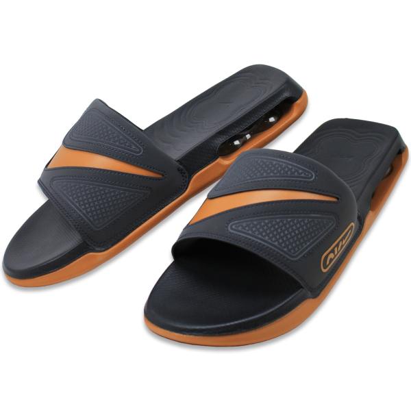 　DC1460-016ジム通いにも買い物にも活躍する一足。スタイリングが簡単で、抜群に快適な履き心地です。 ヒールに配した大型のビジブルAirとフォームのインソールで快適性をアピールしています。メーカーカラー名：オフノワール/オフノワール/...