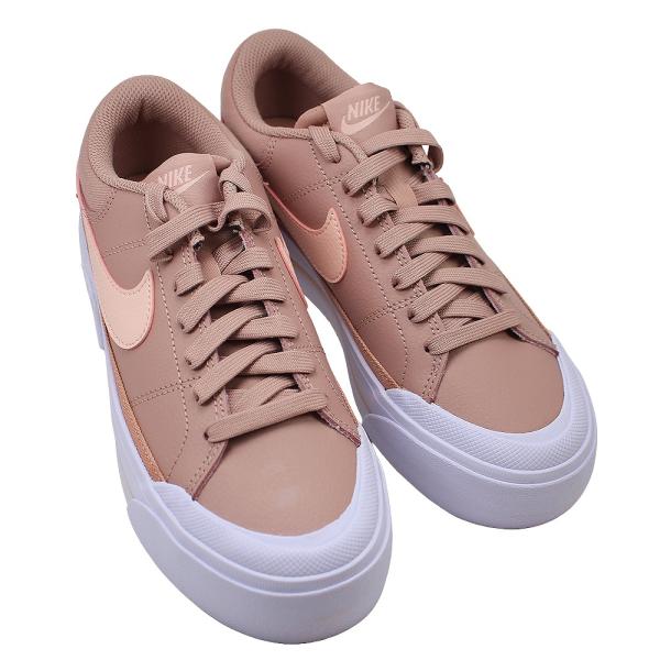 　コート風のスタイルをアップデート。ナイキ コート レガシー リフトでワンランク上のスタイルを実現。 プラットフォームミッドソールが、履きやすい定番デザインに大胆な存在感をプラスします。 人気のフィット感もキープ。※モニターの環境等により、...