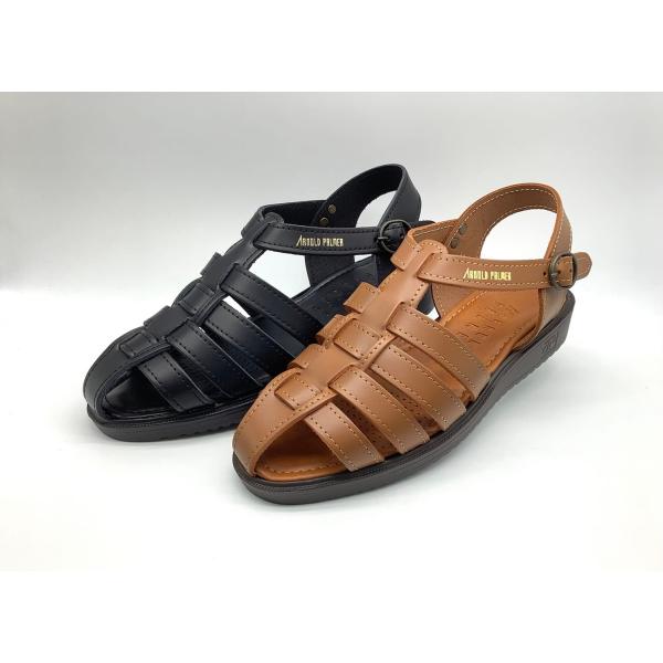 長年愛されている本革サンダル。ボタン式のベルトで脱着が簡単。ベルトの調整も可能。【素材】アッパー：天然皮革ソール：合成底【原産国】日本**************************************当店は各ブランドの正規販売店で...