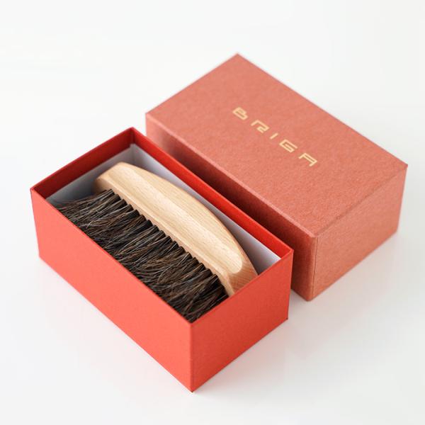 ブランド：BRIGA (ブリガ)商品名： VALET BRUSH バレーブラシ素材：本体 / ブナ材、毛 / 馬毛サイズ：本体 横12cm×厚み6.5cm×幅5cm