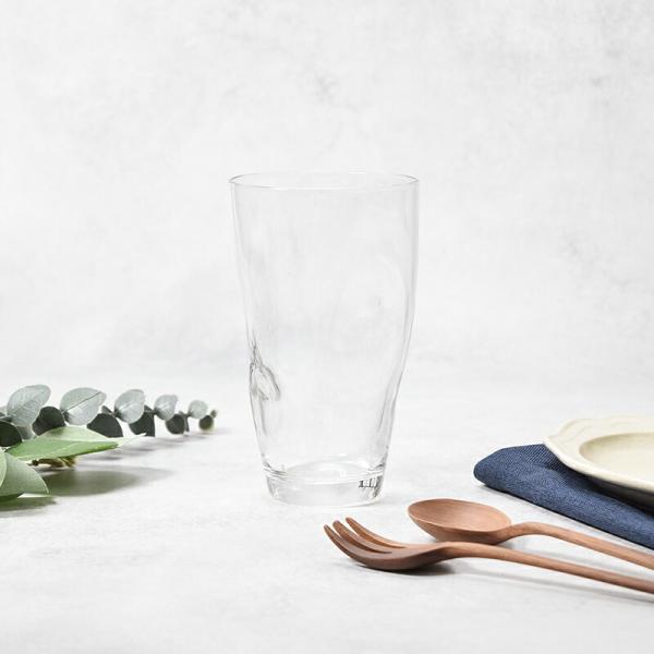 商品説明普段使いから業務用食器まで、幅広く使えるガラス製タンブラー。容量は380ccなので、ビールなどのドリンク類もたっぷり楽しめます。商品詳細サイズ／口径7.9×高さ13.3cm重さ／約223g容量／約380cc（満水）素材／ソーダガラス...