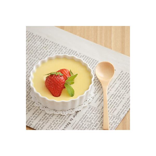 商品説明口径約10cmのパイ皿。小さめサイズはミニタルトやパイでおもてなしに。きれいなホワイトの素地がお料理の色を引き立てます。商品詳細サイズ／口径10.2×2.7cm重さ／約140g（商品により誤差があります。）容量／約150cc（満水）...