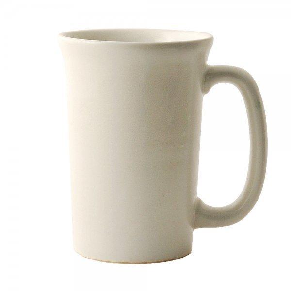 マットな色合いの陶製ビールジョッキです。商品コード：YK-ut-cup0007サイズ（約）：口径9.5×長径13×高さ13.3cm重量（約）：400g容量（約）：540cc素材：陶磁器産地：日本製質感：マット【サイズ別/約10cm】