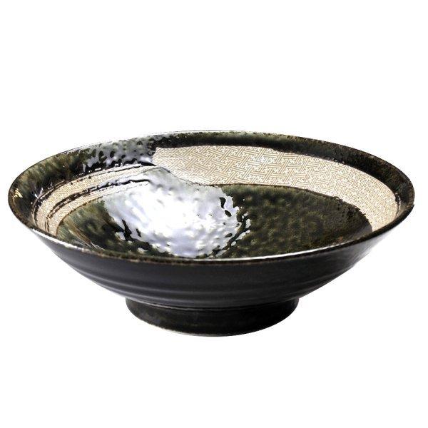 商品コード：MF-236-E057サイズ（約）：直径24.5×7.5cm重量（約）：820g産地：日本製　美濃焼【サイズ別/約24cm,さやどもえ,黒織部,8.0めん鉢,24.5cmめん鉢,業務用,めん鉢,和食器,おしゃれ,和モダン,麺鉢,...
