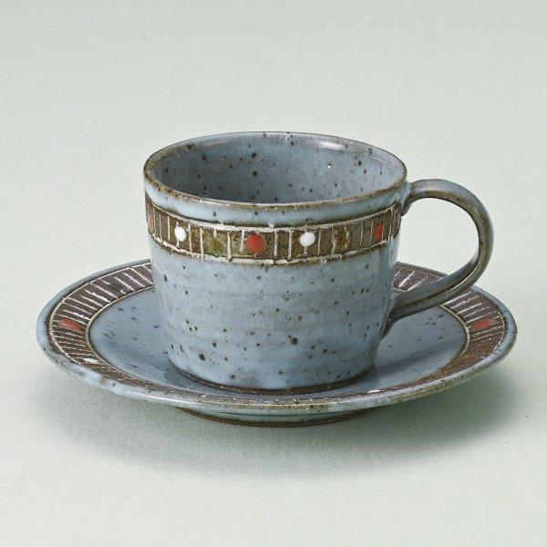 商品コード：20-66066-100サイズ（約）：碗：11×8×6.5cm、受皿：14.8×2.6cm容量（約）：195cc重量（約）：碗：200g、受皿：200g素材：土物 手造り※カップのみ、ソーサーのみをご希望の場合は事前にお問い合わ...