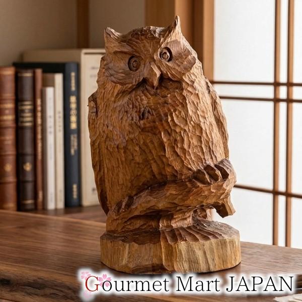 熊の他北海道に生息する蝦夷シマフクロウなどの野生動物を中心に創作。現在では数えるほどとなった木彫り熊作家の一人。繊細かつ豪快な彫刻で木に生命を与え、野生動物の荒々しさと溢れる生命力を表現しています。―――――――――――――――――――――...