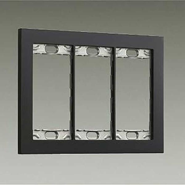 【仕様】●メーカー：大光電機/ダイコー/DAIKO●型番：DP40407●JANコード：4955620684696●3連用プレート