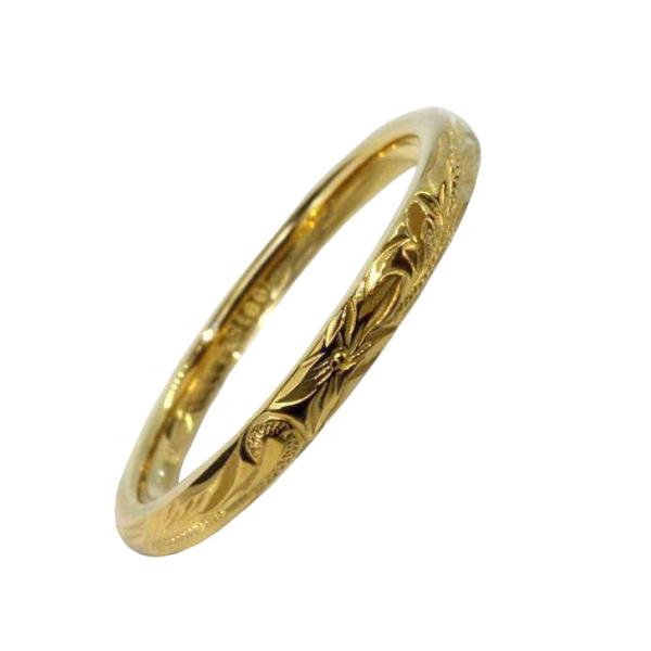 「幸せを招く」と言われる スクロール 波 と大切な人や愛を意味する プルメリア 花 。 波 を結ぶ リーフ 葉 が愛と希望に満ちた未来へと導いてくれる ヘリテイジ のデザイン。金の最高峰である K2 4純金 で特殊な強いコーティングを施して...