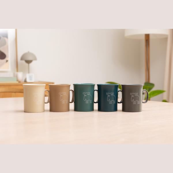 ゆったり時間を楽しむmozのマグカップ。創業当時のマグカップの復刻版が登場！ゆったりした時間を楽しむ落ち着いたカラーがかわいいマグカップ。ギフトボックス入り。<br><br>◆サイズ：Φ8.5×H10.5cm<...