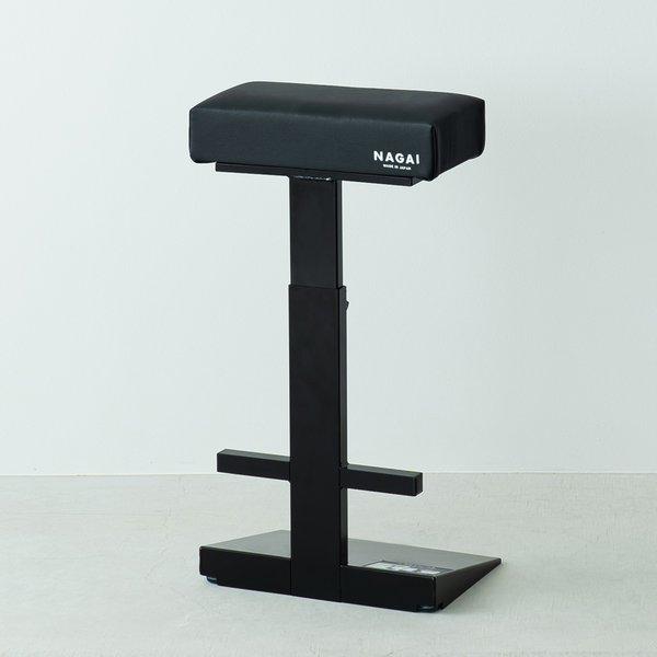 商品名：レジチェア(ブラック/黒) 幅33×奥行23×高さ50〜81cm スタンディングチェア イス 椅子 作業用 業務用 ハイチェア 高さ調節可能 黒 受付け トリマー 喫煙所 喫煙ルーム オフィス チョイ掛け 休憩 モダン クッション完...