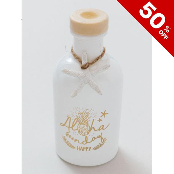 白いボトルにゴージャスな金のプリントが施されたkahikoオリジナルディフューザー。ハワイを感じる爽やかな香り。お部屋などに置いていつでもハワイアン気分に。パッケージ付きなのでプレゼントにもオススメです。素材香料 アルコール ガラスサイズ縦...