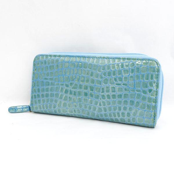 ・メーカー　　：MADERA・サイズ　　　：横幅（W)　（約ｃｍ）:19，高さ（H)　（約ｃｍ）:9，奥行（D)　（約ｃｍ）:2.5，総重量　（約ｇ）:140，【小銭入れ】:1，【札入れ】:2，【カード入れ】:8，【ポケット】:2，・色(柄...