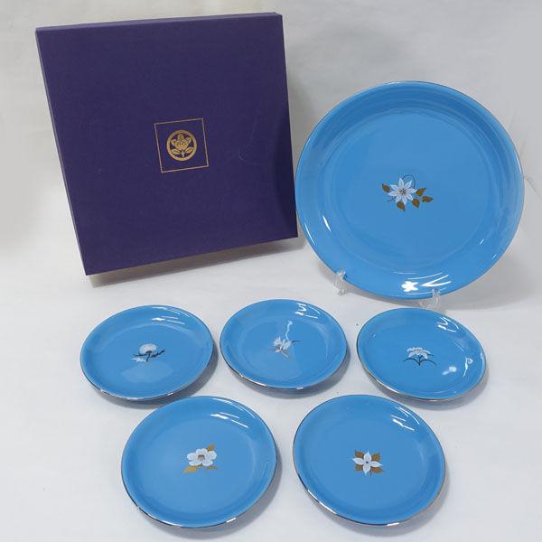 ・メーカー　　：たち吉・製品型番　　：947-040・サイズ　　　：大皿 直径(約cm):27.8，大皿 高さ(約cm):3，取分け皿 直径(約cm):14.8，取分け皿 高さ(約cm):2.1，・色(柄)の系統：ブルー・素材　　　　：陶器...