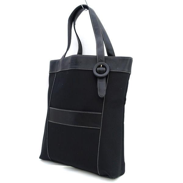・メーカー　　：GIVENCHY / ジバンシー・サイズ　　　：横幅（W)　（約ｃｍ）:31，高さ（H)　（約ｃｍ）:36，奥行（D)　（約ｃｍ）:8，持ち手　（約ｃｍ）:49-52，総重量　（約ｇ）:430，オープンポケット（外）:1，フ...