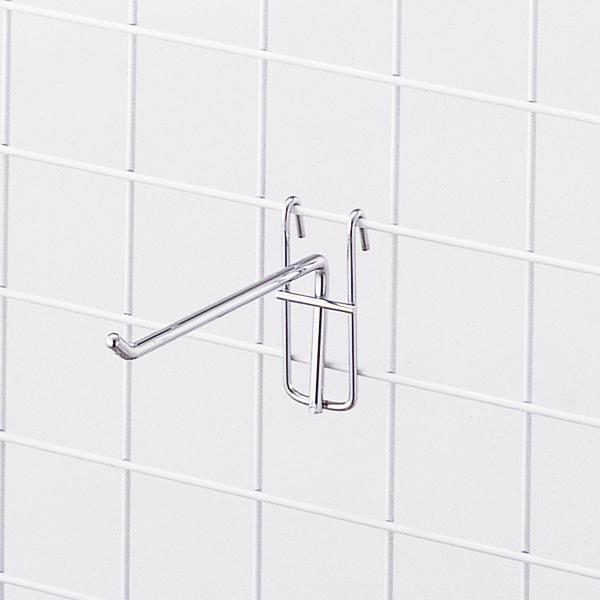 小物類のディスプレイにコンパクトで機能的なネット用吊り下げパーツです。　■種別／L150　■本体／W28mm　■フック部／φ5mm　■素材／スチール製クロームメッキ　■耐荷重／2kg　■備考／ネットピッチ50mm、線径φ3のネットに対応しま...