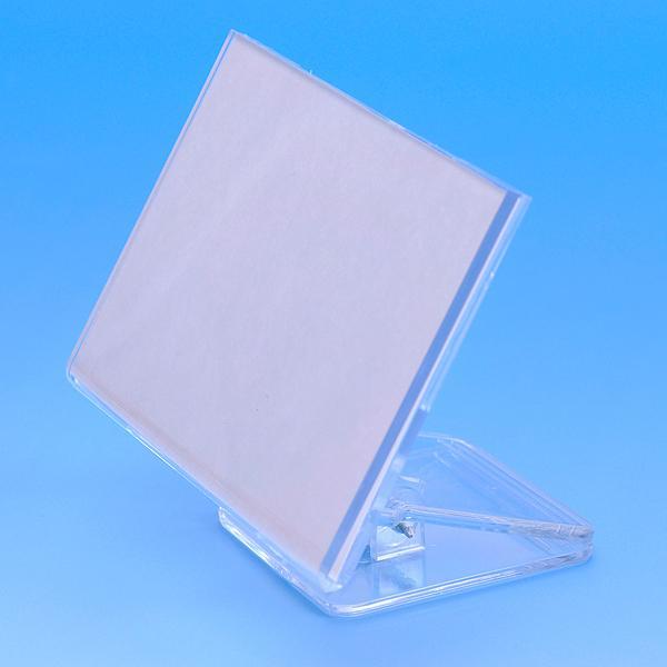 仕切り板や箱にはさみ、高さに応じて見やすい角度にリクライニングできます。　■種別／UC-K1　■中紙サイズ／W100×H65mm　■クリップ開口／15mmまで　■クリップ部分／幅：約50mm、くわえ込む部分：約25mm　■素材／スチロール透...