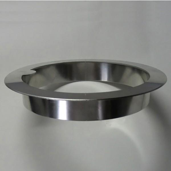 『水切りリング外径144mm』ストッキング・タイプの水切りネットを被せ、排水口に置くだけ。台所排水口を清潔に保ち、生ゴミ処理も簡単。ニオイも劇的に軽減。本品はショップ『ビーハイブ』でのみ入手可。　◎新潟県燕三条の職人が丁寧に加工　◎シンプル...