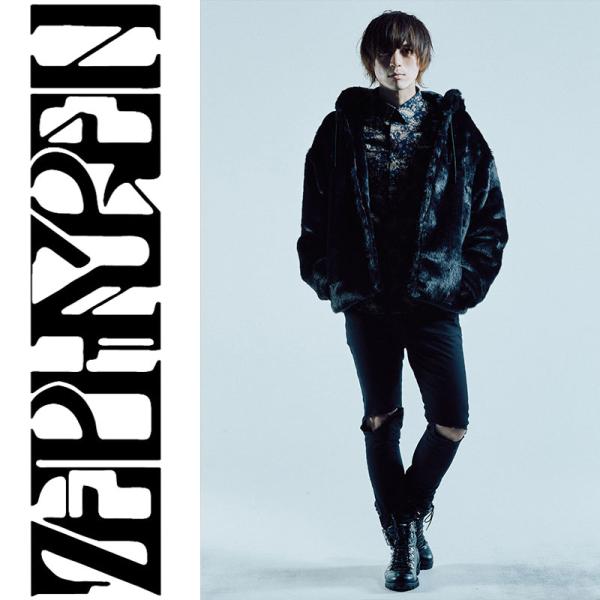 膝部のみ留めたダメージと、ミニマルなシルエットがグランジロックとモードの融合を感じさせる一枚。アブストラクトな空気感すら漂わせるブリーチワークは、熟練の職人による手作業による物で一枚一枚表情が違い、大量生産の廉価品とは一線を画す。洋服という...