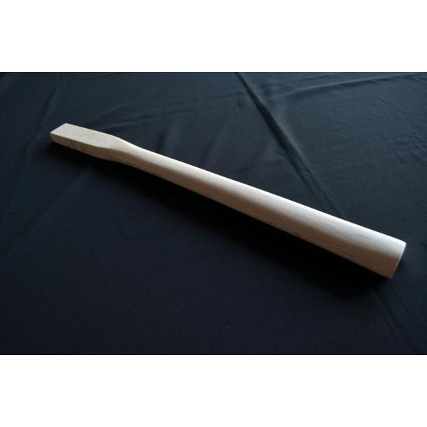 全長：500mm重量：320g材料：樫材