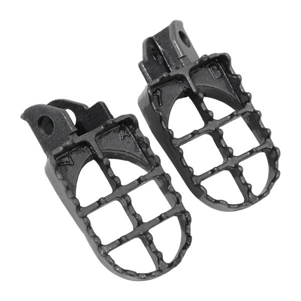 【 スズキ用 ジェベル250 250XC DR250 DR350S DR350R DR650 ワイドフットペグ 左右2個 】純正品よりも幅の広い設計になっており、安定性が向上！モトクロスやオフロード走行にぴったりなスチール製フットペグです。...