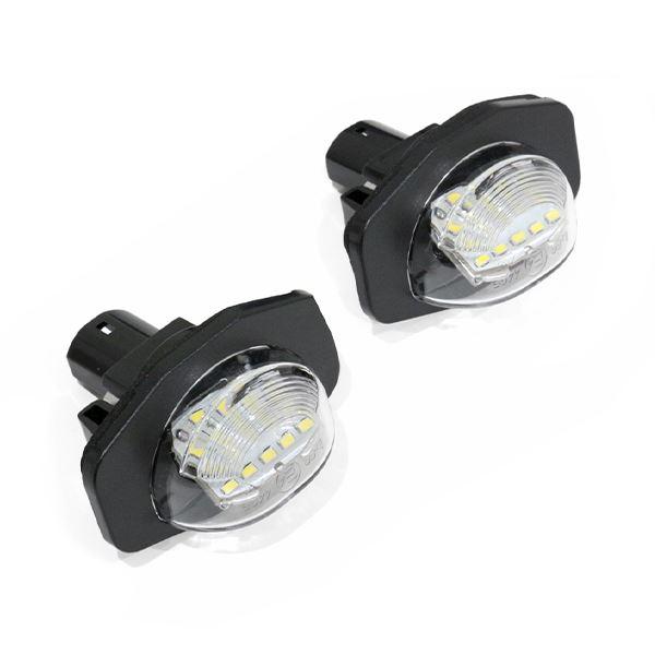 【LED トヨタ専用 ライセンスランプ 2個セット 36発】◎玉切れ警告灯キャンセラー内臓LEDの不要な点滅を抑止！また専用設計のデジタル回路により、経年劣化のない安定したキャンセル特性を維持。◎純白高輝度LED6WのLEDを使用し、700...