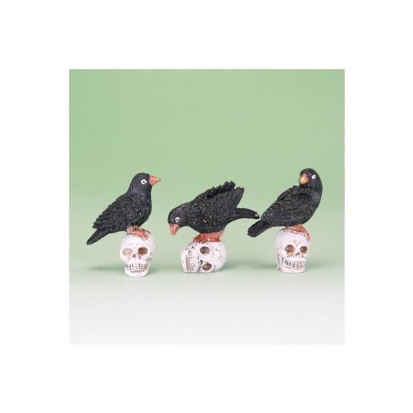 髑髏の上に乗ったカラスの置き物です。ハローウィンのお飾りにいかがですか。※注意：こちらの商品は、小さいですが、衝撃に弱い商品なので宅配便での配達になります。■素材：ポリレジン製■サイズ：約 W5 × D3 × H6cm■画面上と実物では多少...