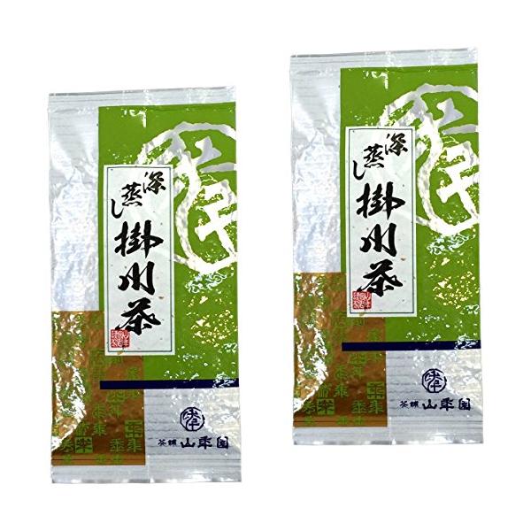 掛川市東山地区で摘まれた深蒸し茶です。 品種はヤブキタ100％で、 香ばしさとコクの中に渋みと苦味を持つお茶です。