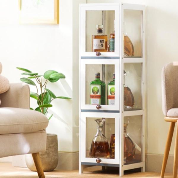 ? 高品質素材: このワインキャビネットは竹とアクリルを使用しており、変形しにくい素材で長期間安定した状態を保つことができます。細部まで磨かれているため、表面は滑らかで美しい仕上がりです。? 四面透明デザイン: 酒棚の四面が透明なアクリル素...