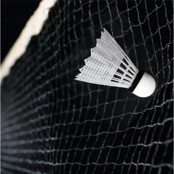 【発売日：2025年07月08日】過酷な使用に耐えるように設計されており、従来の羽根シャトルコックと比較して長寿命です。風やその他の屋外要素に対する耐性が向上し、さまざまな気象条件での練習や競技プレイに適しています。耐久性が高いため、長時間...