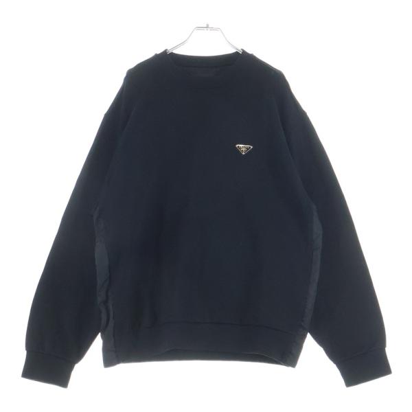 [商品番号]2526C210027[ブランド]PRADA（プラダ）[モデル]RE-NYLON リナイロン 切り替え トライアングルロゴプレート テクニカルコットン プルオーバースウェットトレーナー ブラック UJL30A[販売店舗]BRIN...
