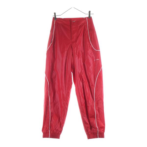 [商品番号]3826A160301[ブランド]NIKE（ナイキ）[モデル]× JACQUEMUS ジャックムス AS U NRG JACQUEMUS TRACK PANT メタルロゴ ナイロンパンツ FV5702-642 レッド[販売店舗]...