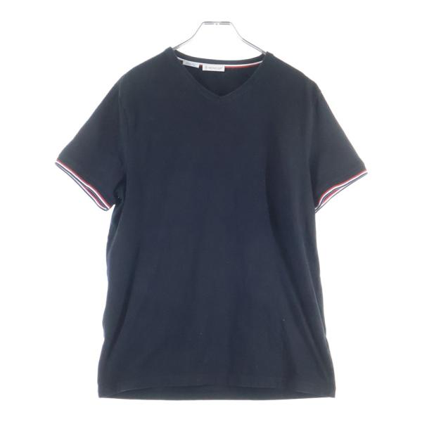 [商品番号]9025L080104[ブランド]MONCLER（モンクレール）[モデル]22SS MAGLIA SCOLLO A V アーム ワッペン ロゴ 半袖カットソー Tシャツ ブラック H10918C00014[販売店舗]BRING ...