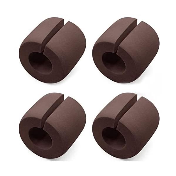 カラー：コーヒースタイル：カジュアル●セット内容：ドアストッパー4個セット、サイズ：7.1CM*7.3CM*1.7CM（厚さ)、カラー：コーヒー。●素材：高品質NBRゴム素材を採用し、比較的硬い材質に属し、反発能力が良く、衝撃に強く、変形し...