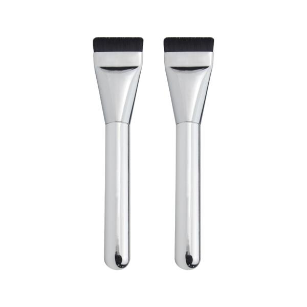 カラー：230-Silver極薄毛先の設計スパチュラとメイクブラシの長所を併せ持つ製品です、平たくてワイドな短毛ブラシで、スパチュラのように均一に塗ることができます。外出メイク直し用も楽々このファンデーションブラシはコンパクトサイズや軽量的...