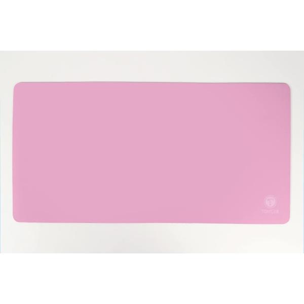 カラー：ピンクシンプルな無地のプレイマットはいかがですか？ カードゲーマーには必需品になったプレイマット。 柄のあるプレイマットも多く存在していますが、 シンプルな無地のデザインだからこその良さもあります。 そのまま使っていただくのはもちろ...