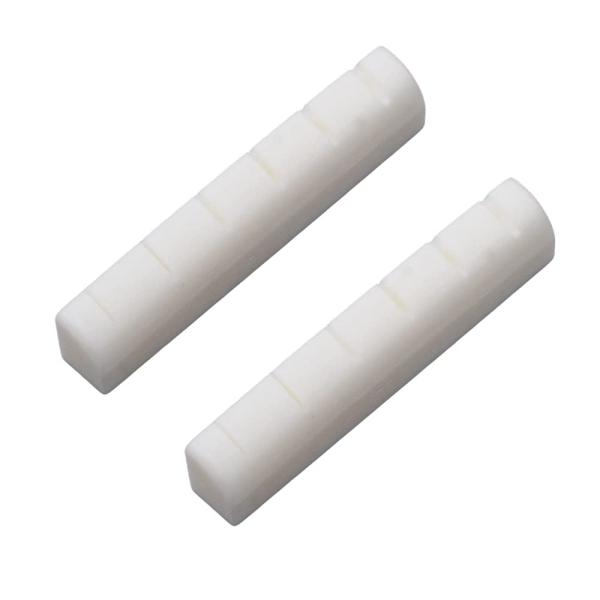 カラー：アイボリー【サイズ】43mmx6mmx9mm。1-6弦の弦溝間隔: 34mm。【セット内容】2個セット。【カラー】アイボリー。【素材】牛骨。【重量】40g。本製品の取り付けには、加工・調整が必要です。クリアで豊かで安定した音質を提供...