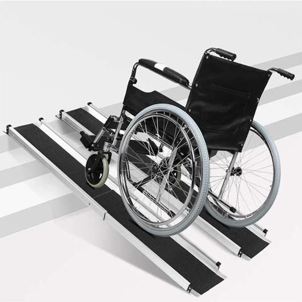 カラー：シルバーサイズ：4FT(74.5/122CM)【サイズ】最大時約122cm、最小時約74.5cmの２段階調節。横幅は18.9cm（使用有効幅15cm）です。薦め使用高さ8~30cm。両サイドチューブの高さは5cm、車輪が滑り落ちるの...
