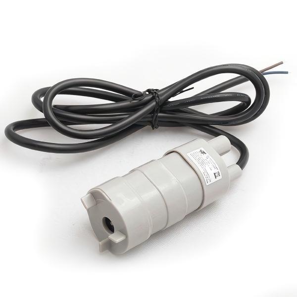 汲み上げポンプ ウォーターポンプ小型で持ち運びに便利な電動ポンプキャンプ、アウトドア、釣り、水やり、洗車など用途は様々♪防水仕様なので、陸上だけでなく水中でも使用可能!!※電源プラグは付属しておりません。商品仕様用途：水道水、地下水、海水な...