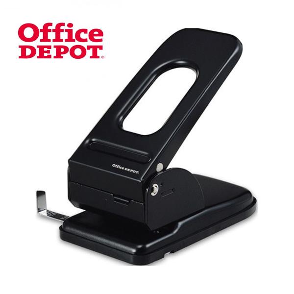 65枚用の大型パンチです。色：黒 穴あけ枚数：65枚穴数：2穴穴間隔：80mm穴径：6mm寸法：W11.6×D21×H19cm 材質：本体：メタル、裏フタ：TPR 重量：1622g その他：●サイドゲージ付●ハンドルロック付 JANコード ...