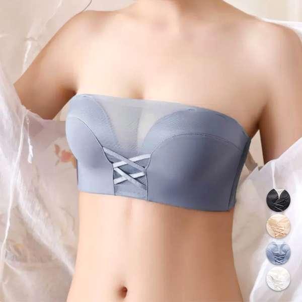 きれいに盛れるストラップレスブラ チュールの透け感が美しく見えるようにデザインした、シンプルな中に華やかさを感じる 安定感のある幅広の３列ホック仕様がバストの脇逃げを防止して、谷間もボリュームもしっかりキープ 胸元が開いたニットや露出が増え...