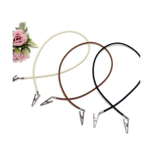 ※ご注意 ・ポスト配達便での発送なので、代引きでのお支払いは不可能となりますので、ご了承下さい。 ・ポスト配達便は発送してから2〜5日後に郵便受けに投函されます。 男女問わないエコレザーの四つ編みコードのナフキンクリップです。ハンカチやハン...