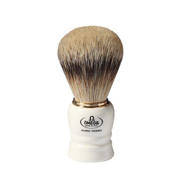 ◆薄茶色の毛に灰色の帯がみられ、ブラックアナグマよりも細くて軽い毛質が特徴です。吸水性に優れ、　濃密な泡を作りやすく、肌あたりも滑らかです。◆全長102ｍ/毛軸直径24ｍｍ/重さ59ｇ◆レジンハンドル◆メーカー発注の為、在庫状況により欠品・...