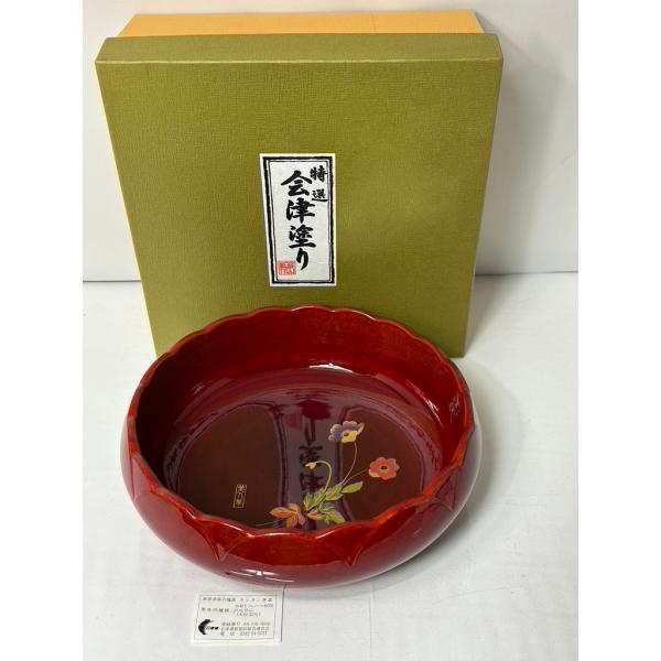 会津漆器　特選会津塗り　ひまわり鉢　木目春慶美人草　ウレタン塗装製　未使用品木粉とフェノール樹脂の成型品（木粉５５％）サイズ　高さ：約65mm  径：約210mm経年保管品のため外箱は、若干の汚れ等があります　